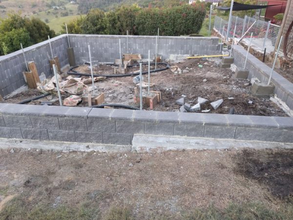 Raised Masonry Platform - Great Northern Landscapes
